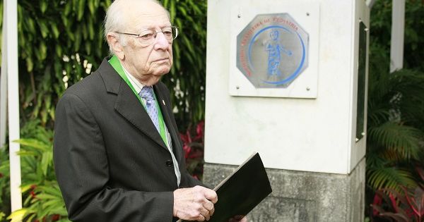 Nota de pesar pelo falecimento do dr. Júlio Dickstein - SBP