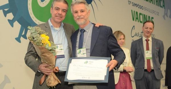 Abertura do 22º Infectoped e 17º Simpósio Brasileiro de Vacinas Defesa ...