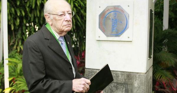 SBP e ABP celebram o centésimo aniversário do Acadêmico Júlio Dickstein ...